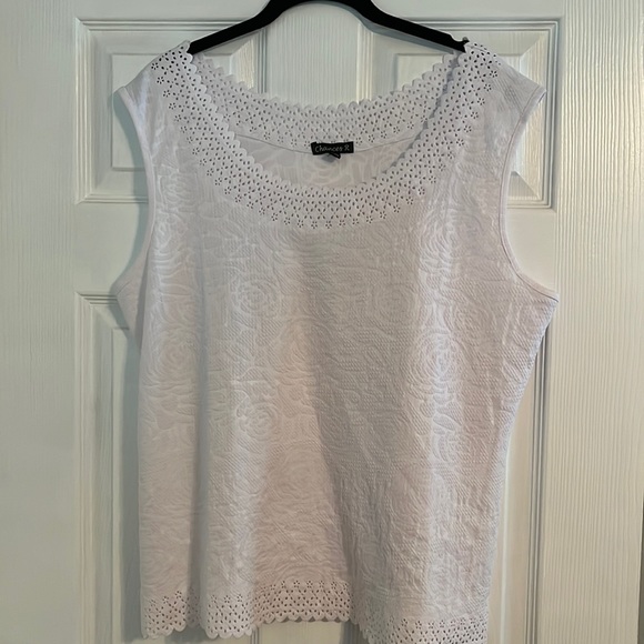 Chances R | Tops | Chances R Womens White Embossed Floral Shirt | Poshmark